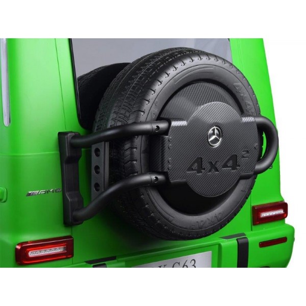 Mercedes Benz G63 AMG elektrinis džipas 4x4 24V 800W (Žalias-Lakuotas)